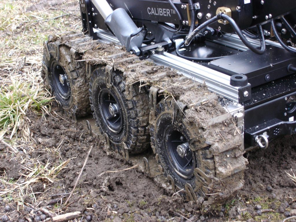 MK3 CALIBER® EOD robot drive through mud - ICOR Technology - Tactical ...